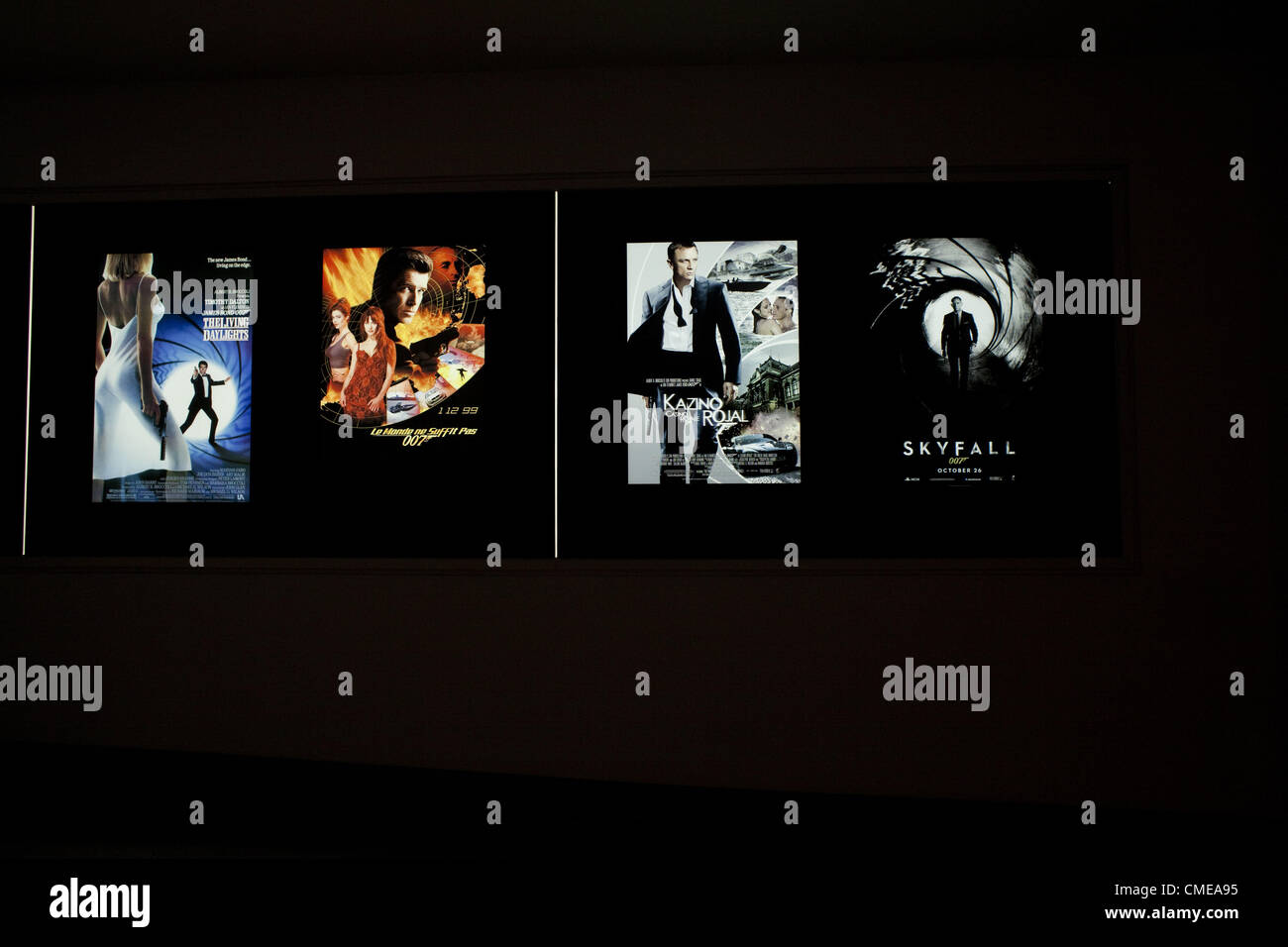 James bond set design hi-res stock photography and images - Alamy