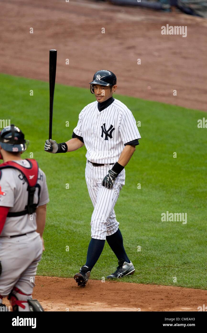 Ichiro Suzuki (Yankees), JULY 28, 2012 - MLB : New York Yankees Ichiro ...