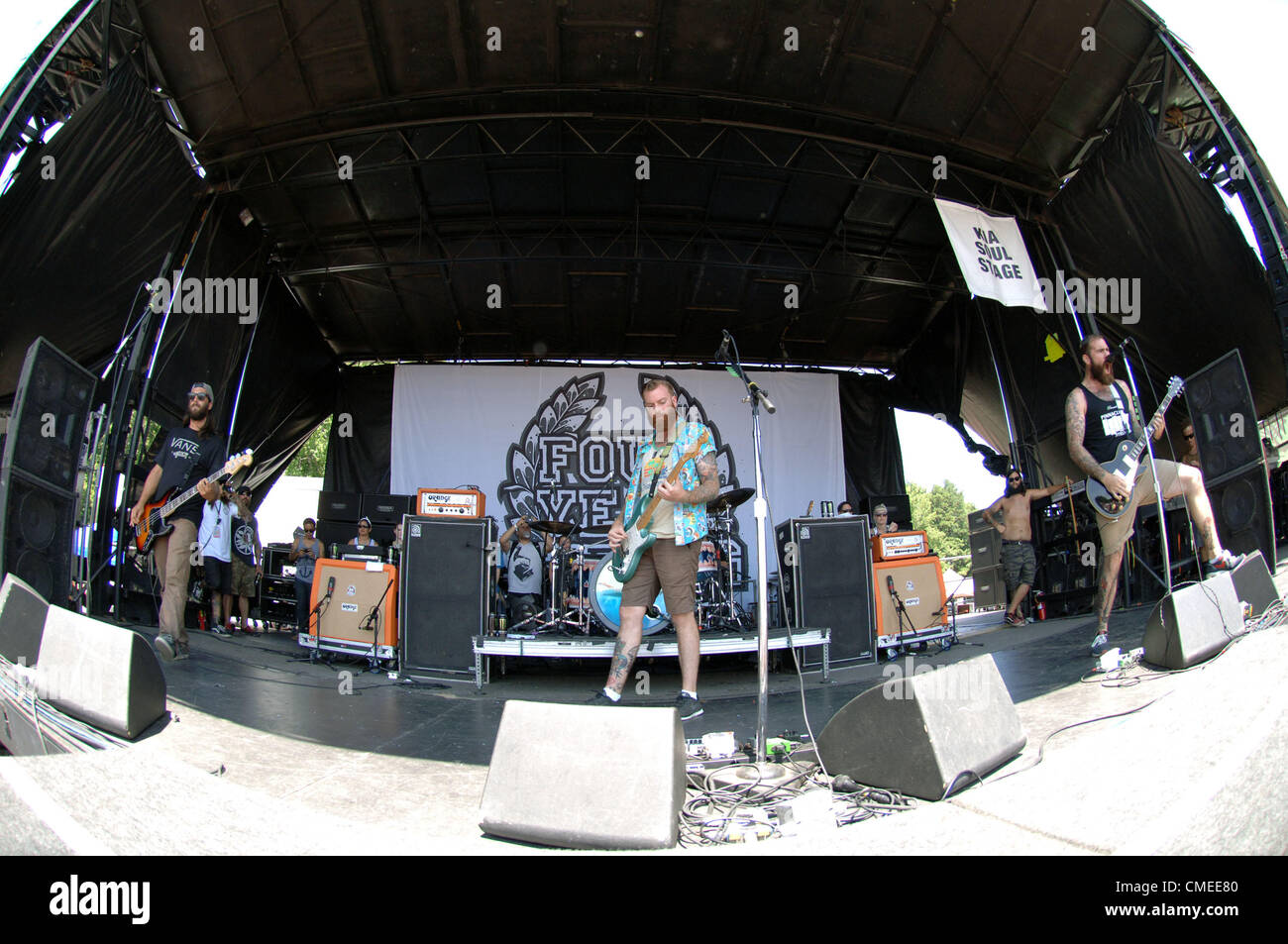 VANS WARP TOUR 2012 bringsFOUR YEAR STRONG, whose punk rock ...
