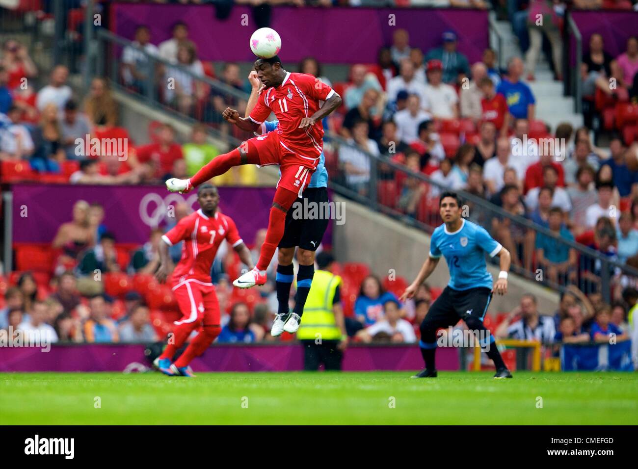 Old arab man football hi-res stock photography and images - Alamy