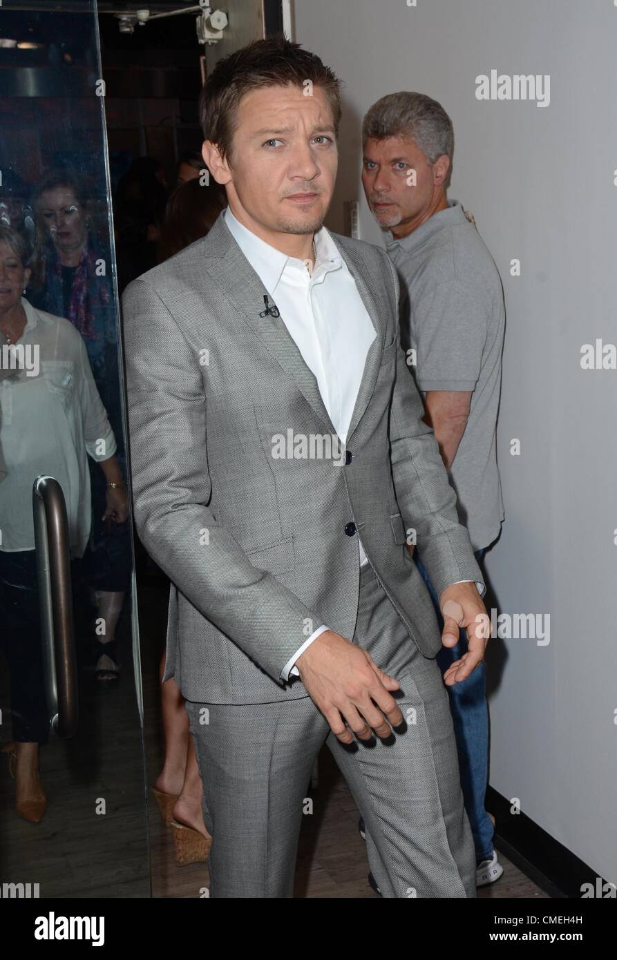 Jeremy Renner at talk show appearance for GOOD MORNING AMERICA (GMA ...