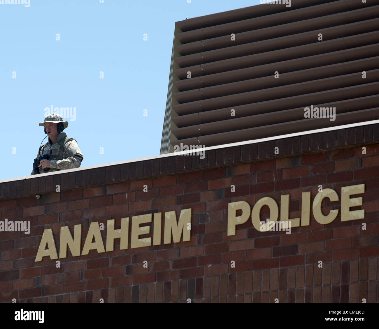 July 29, 2012 - Anaheim, California, USA - Police kept watch on ...