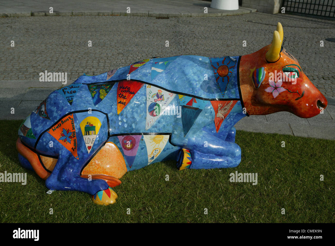 Cow parade in new york city hi-res stock photography and images - Alamy
