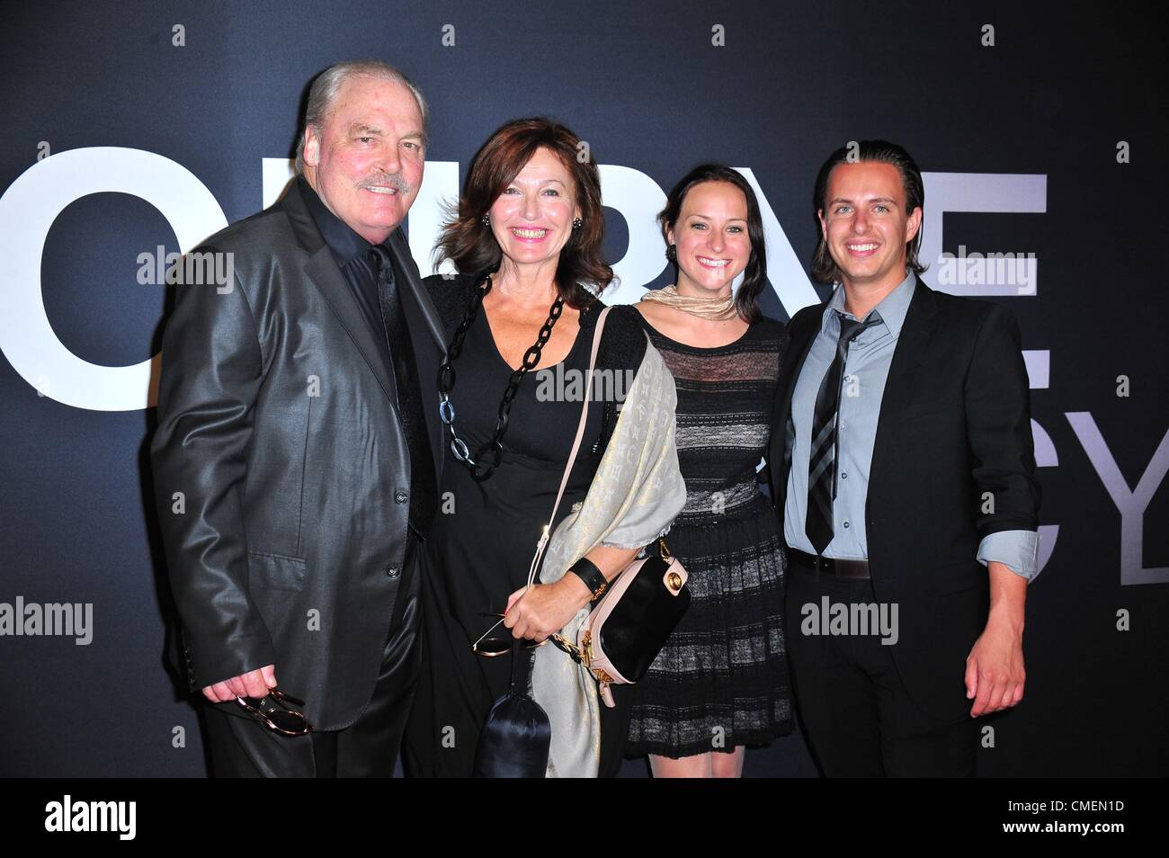 Keach malgosia tomassi family arrivals hi-res stock photography and ...