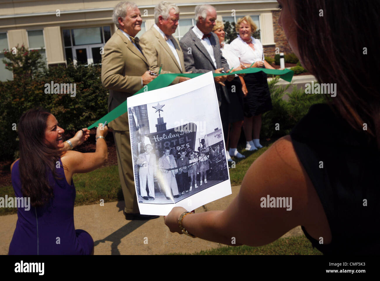 Aug. 1, 2012 - U.S. - August 1, 2012 - Left to Right Alison Reemer ...