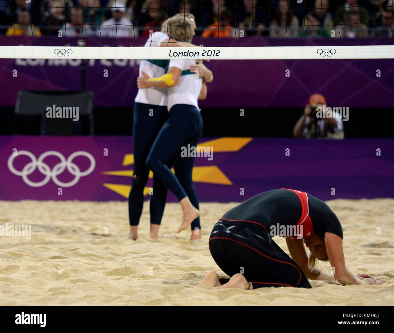 2nd August 2012. Czech Republic's Marketa Slukova, right, and Australia ...