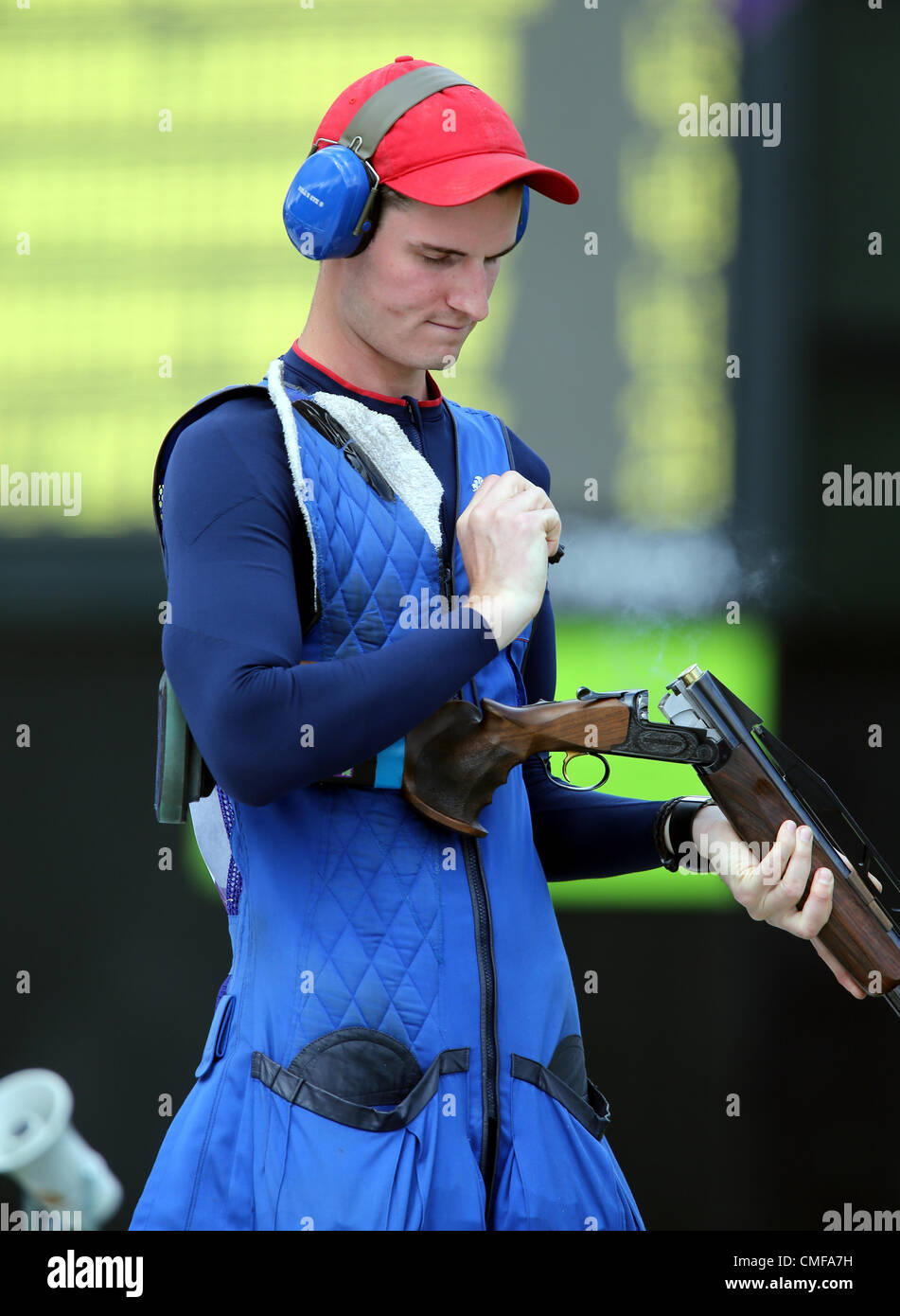 PETER WILSON GREAT BRITAIN ROYAL ARTILLERY BARRACKS LONDON ENGLAND 02 ...