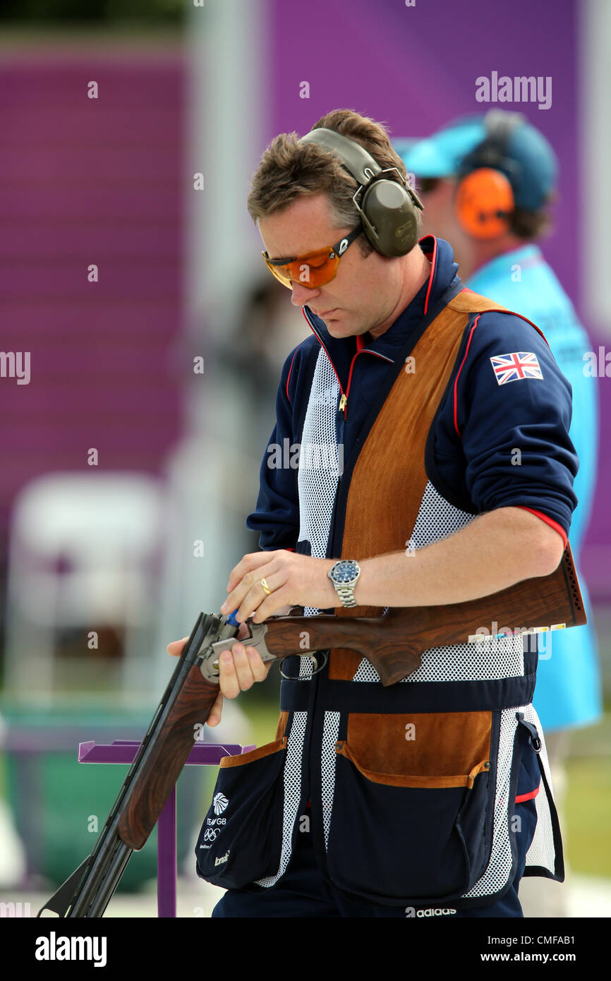 RICHARD FAULDS GREAT BRITAIN ROYAL ARTILLERY BARRACKS LONDON ENGLAND 02 ...
