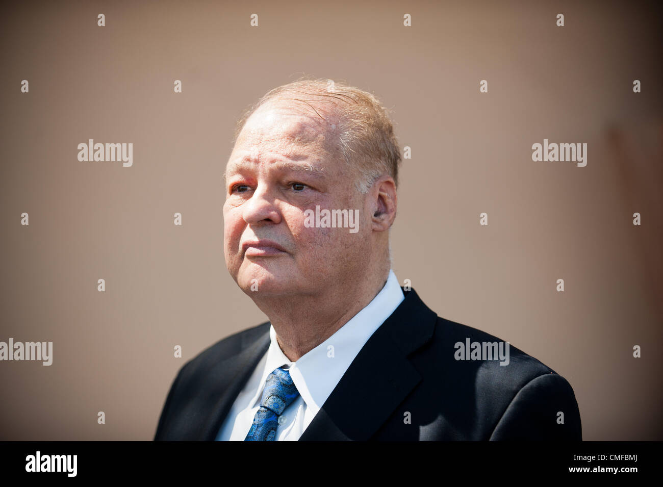 Civil discourse hi-res stock photography and images - Alamy