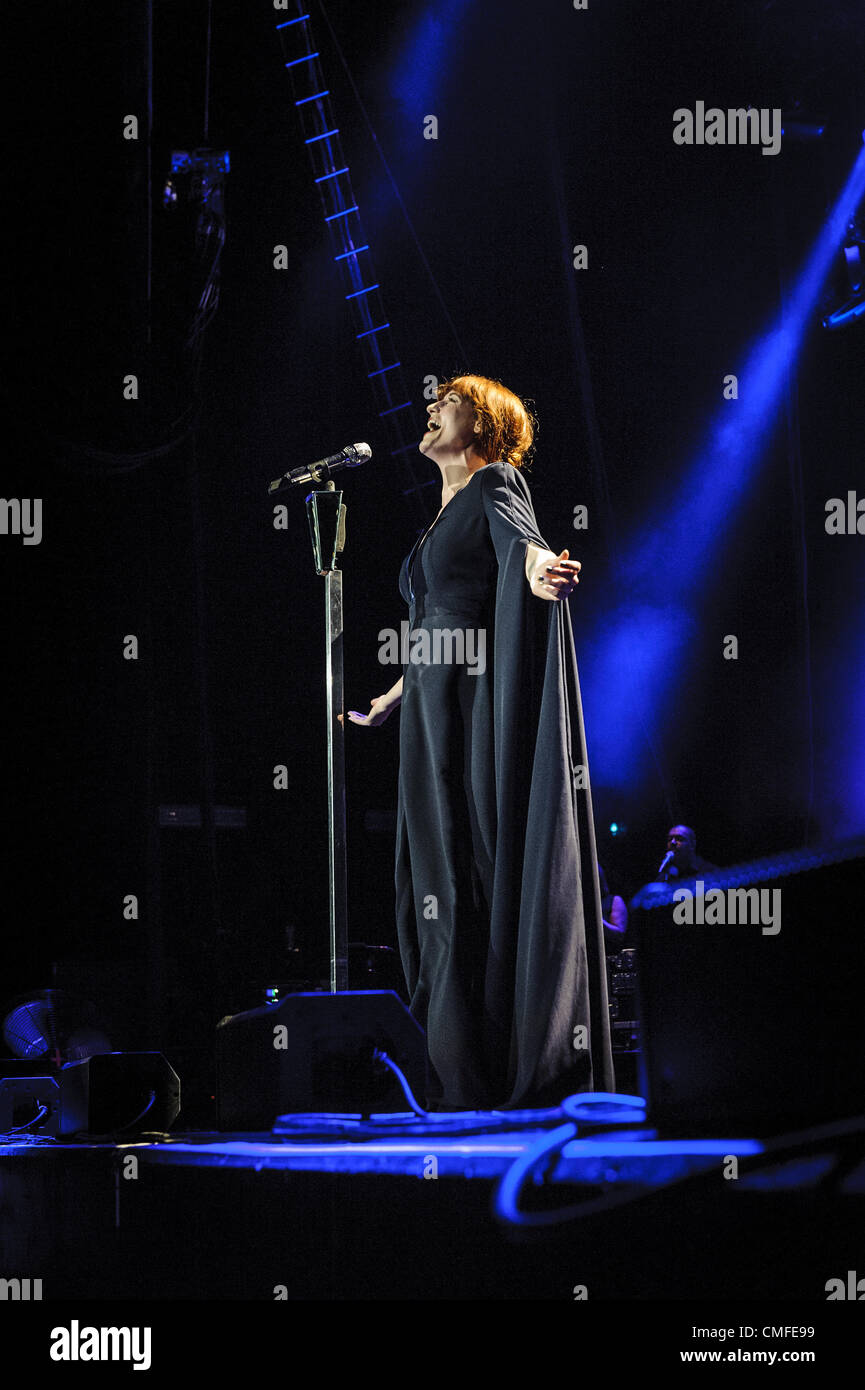 Welch rock band hi-res stock photography and images - Alamy