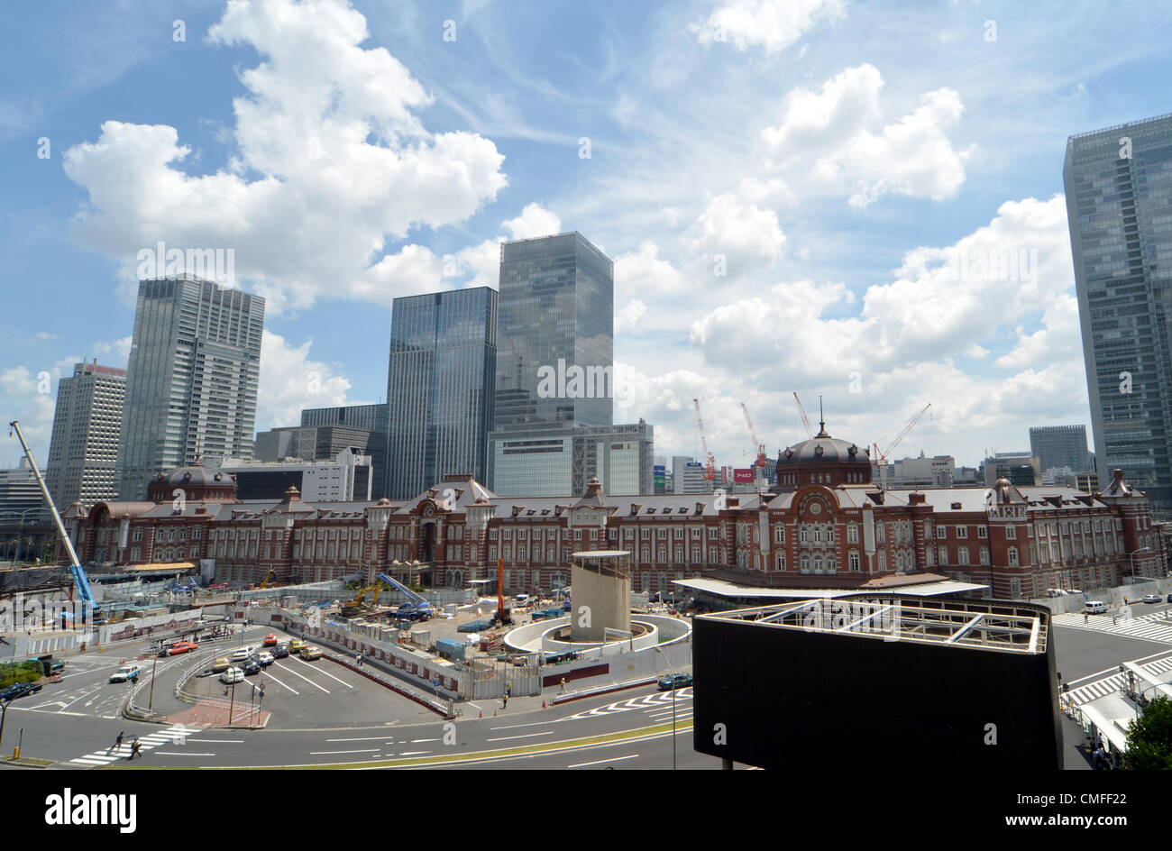 Japan tokyo station 2007 hi-res stock photography and images - Alamy