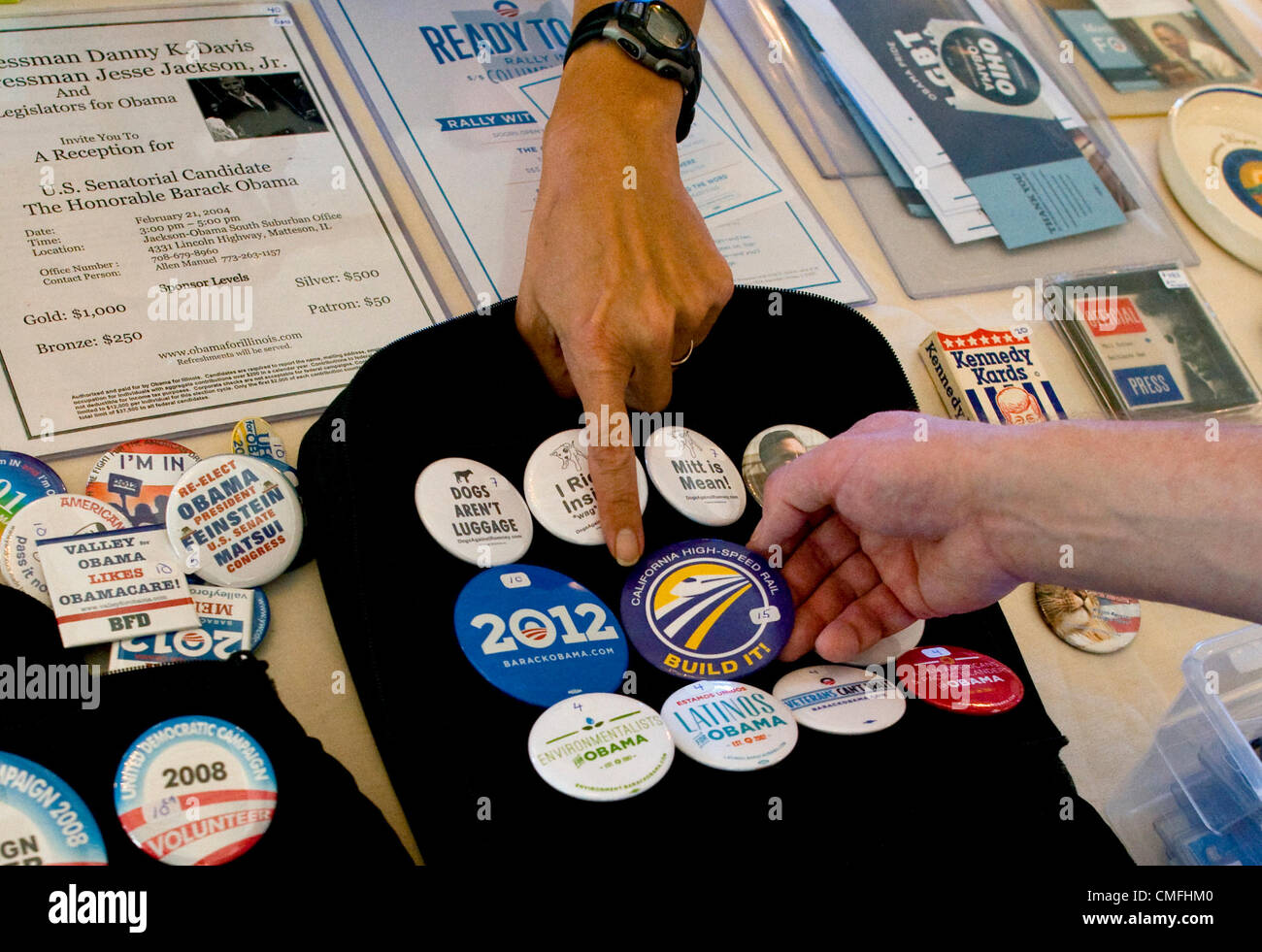 American political items collectors hi-res stock photography and images ...