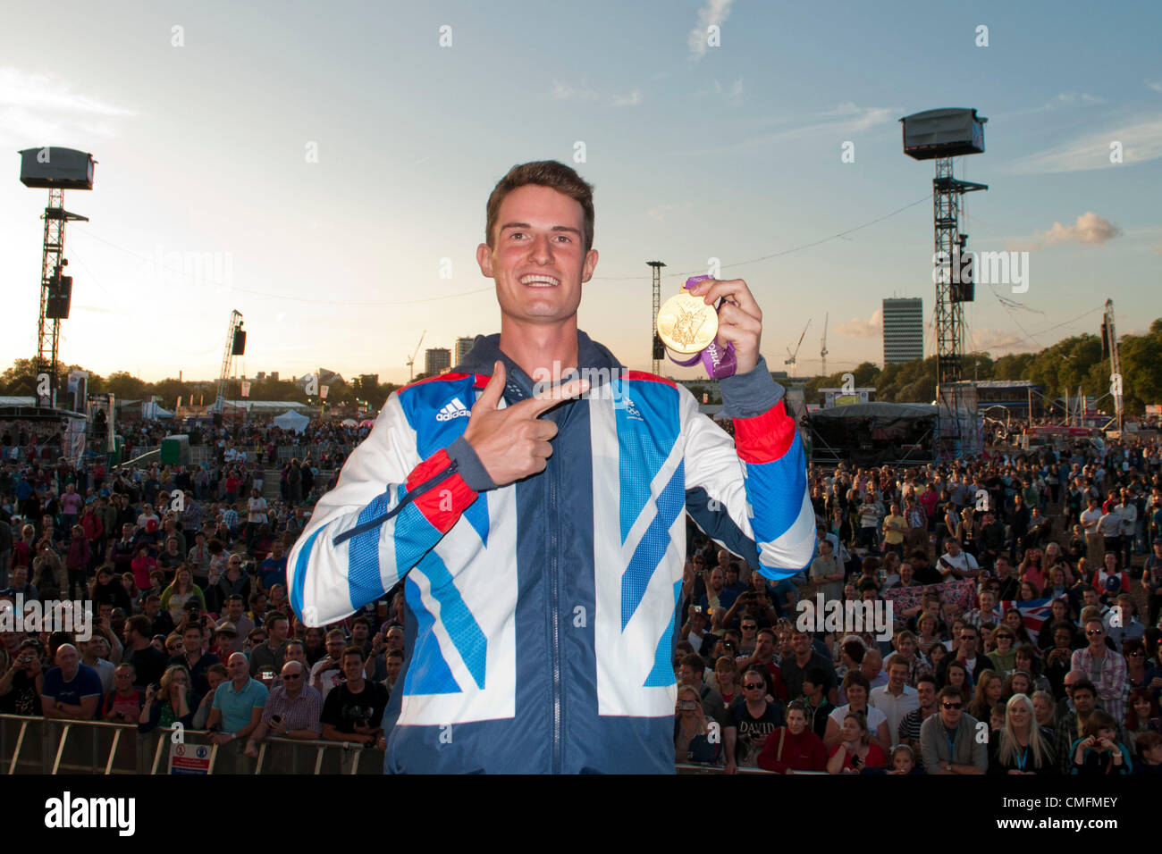 Peter wilson shooting hi-res stock photography and images - Alamy