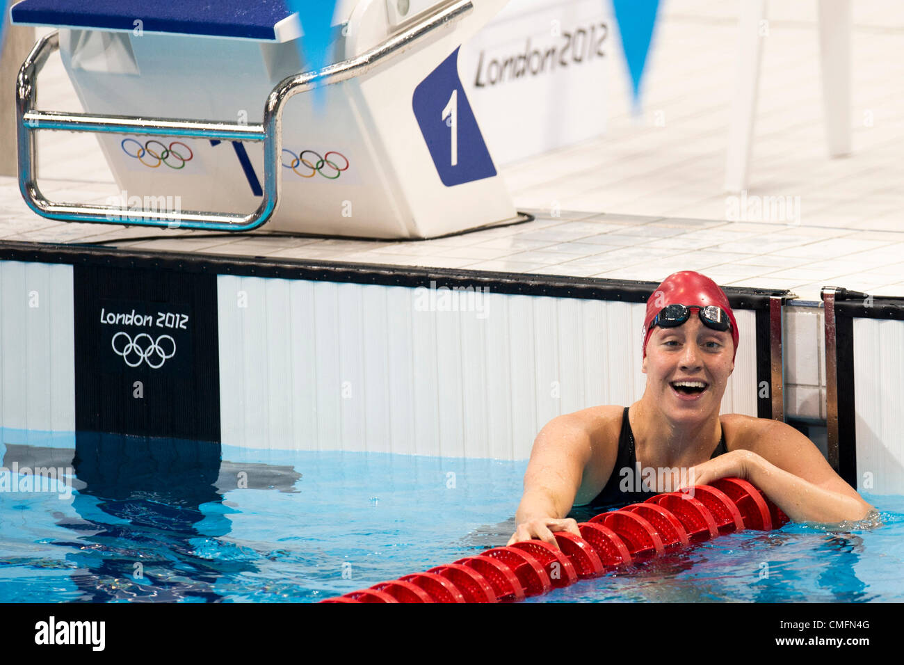 03.08.2012 Stratford, England. Britains Elizabeth Simmonds (GBR) looks ...