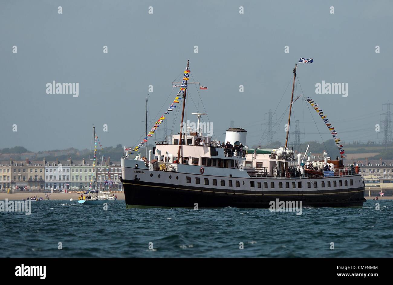 Balmoral ship. Passengers on the classic ship Balmoral Stock Photo - Alamy