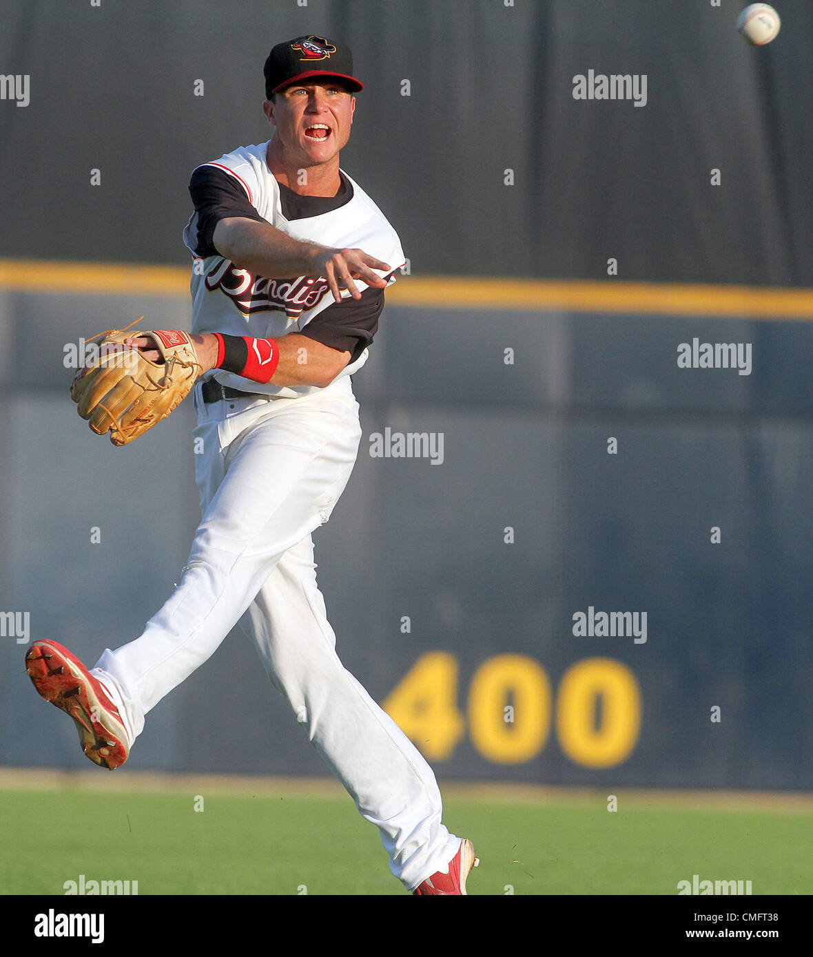 Modern woodmen park hi-res stock photography and images - Alamy