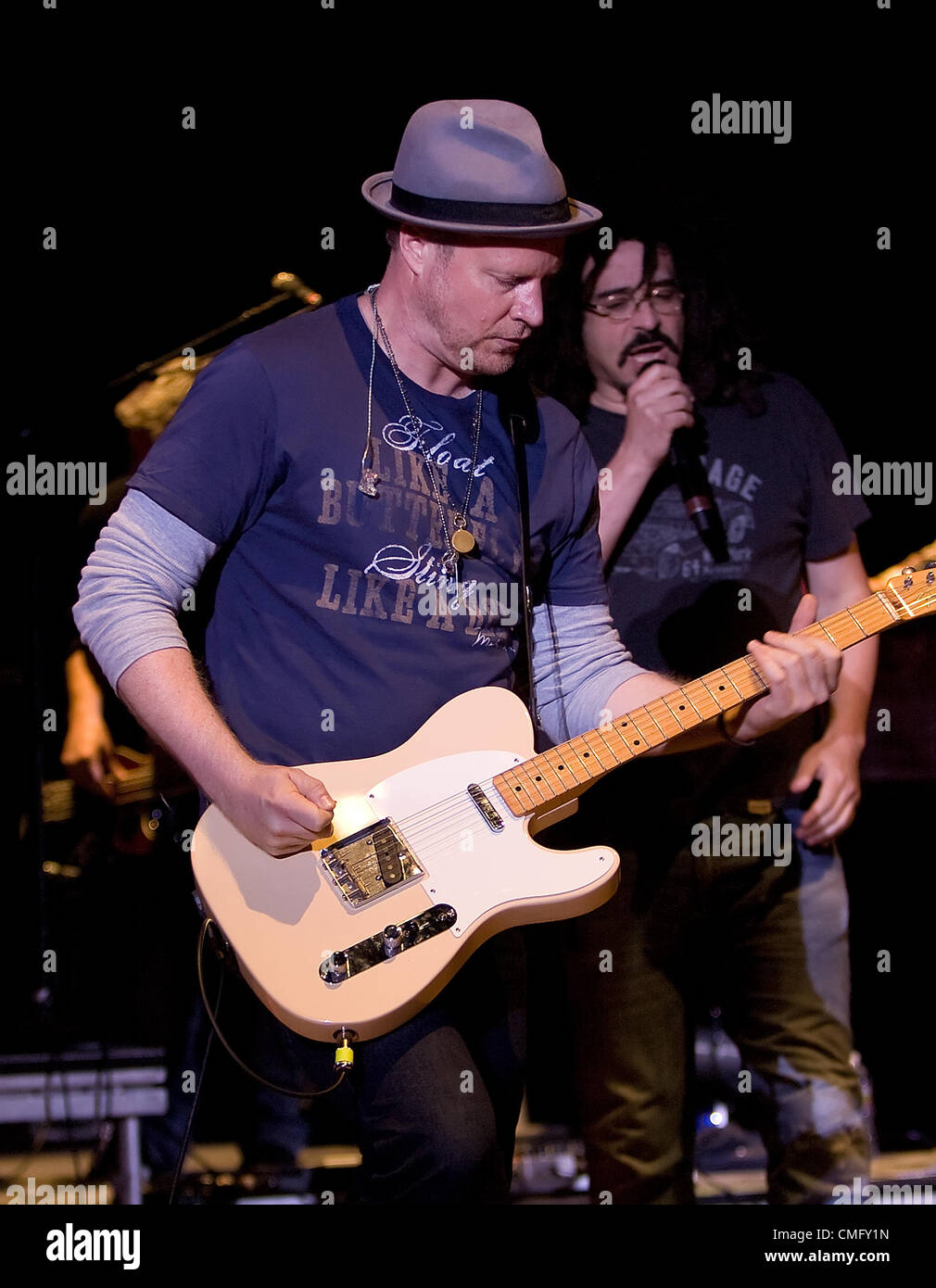 Counting crows guitarist hi-res stock photography and images - Alamy