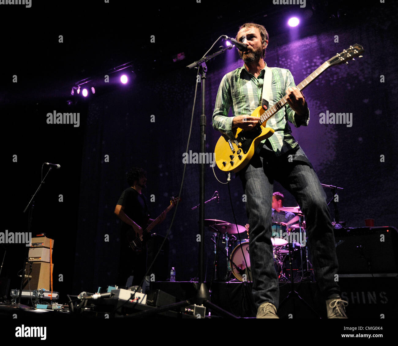 The shins singer hi-res stock photography and images - Alamy
