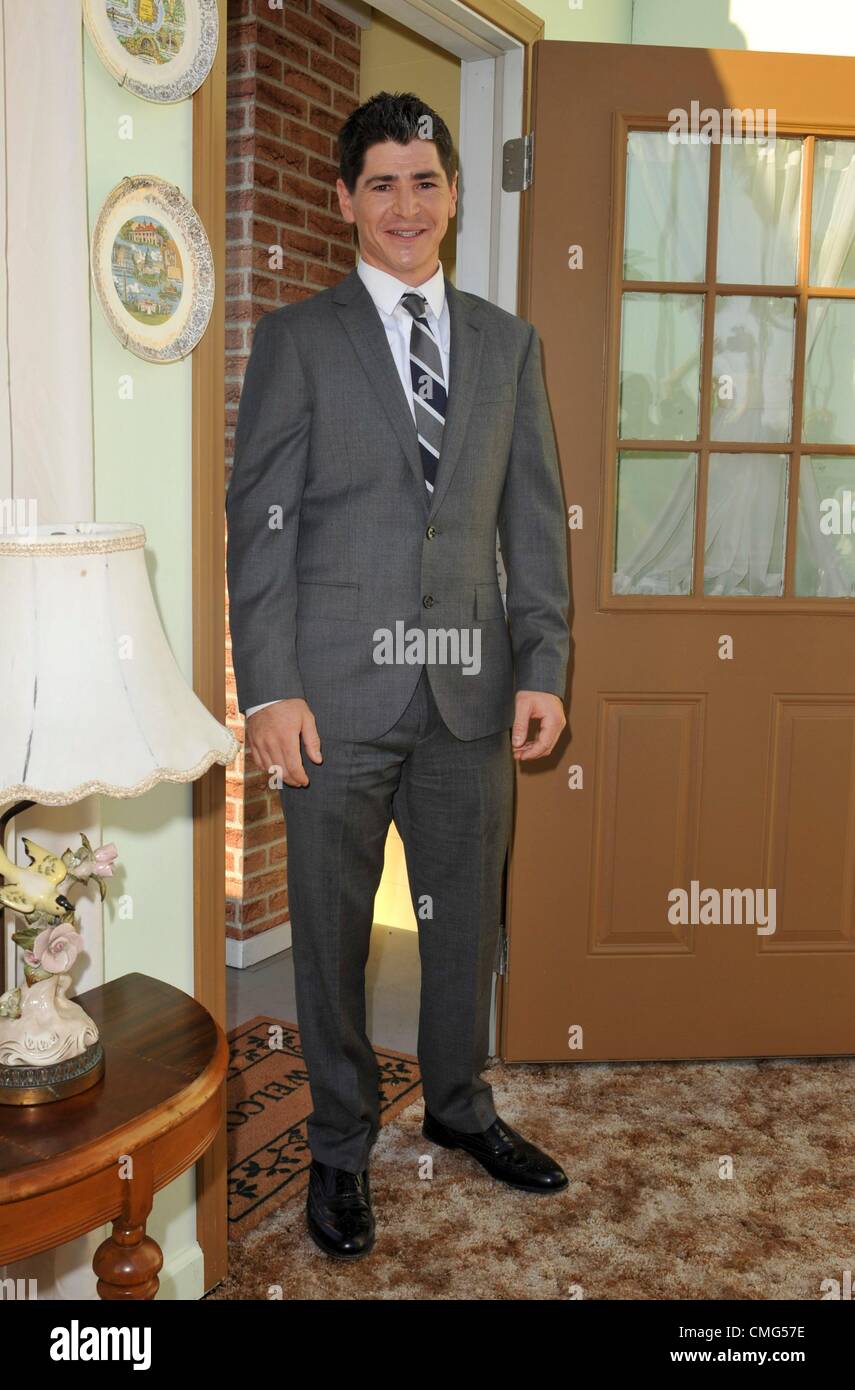 Roseanne and michael fishman hi-res stock photography and images - Alamy