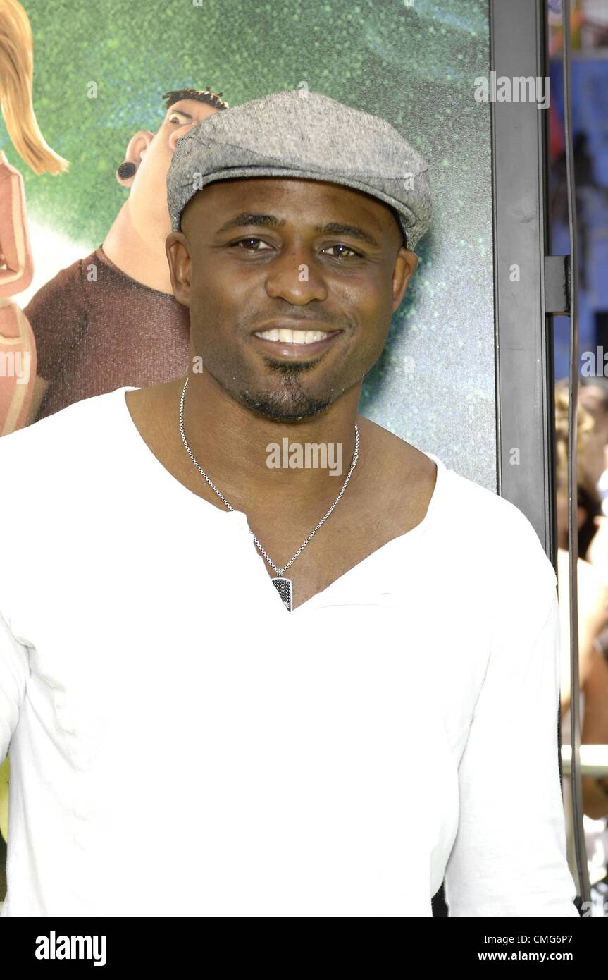 Wayne Brady at arrivals for PARANORMAN Premiere, Universal City Walk ...