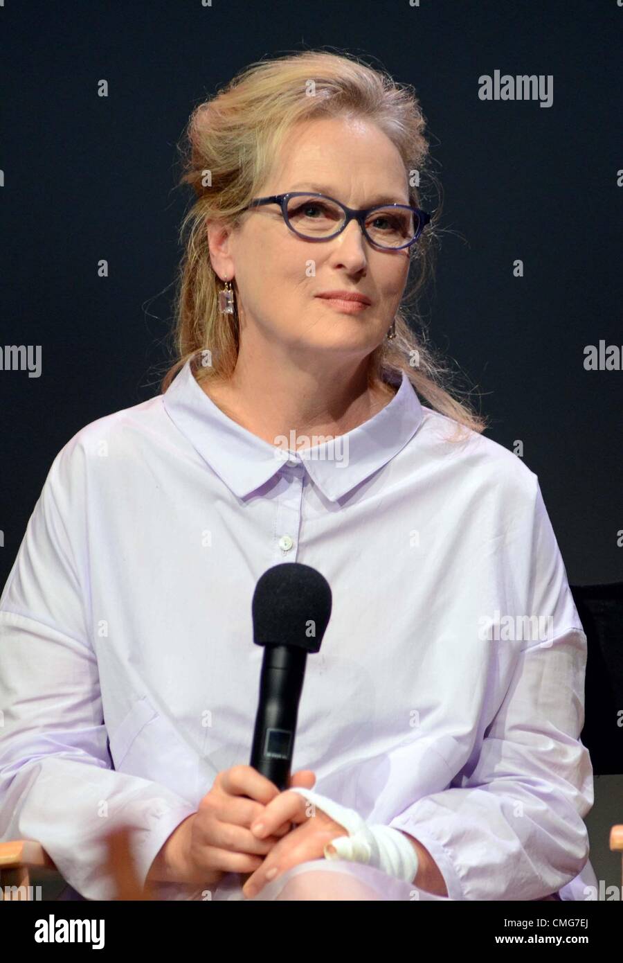 Meryl Streep on stage for Meet The Filmmakers: HOPE SPRINGS, Apple ...