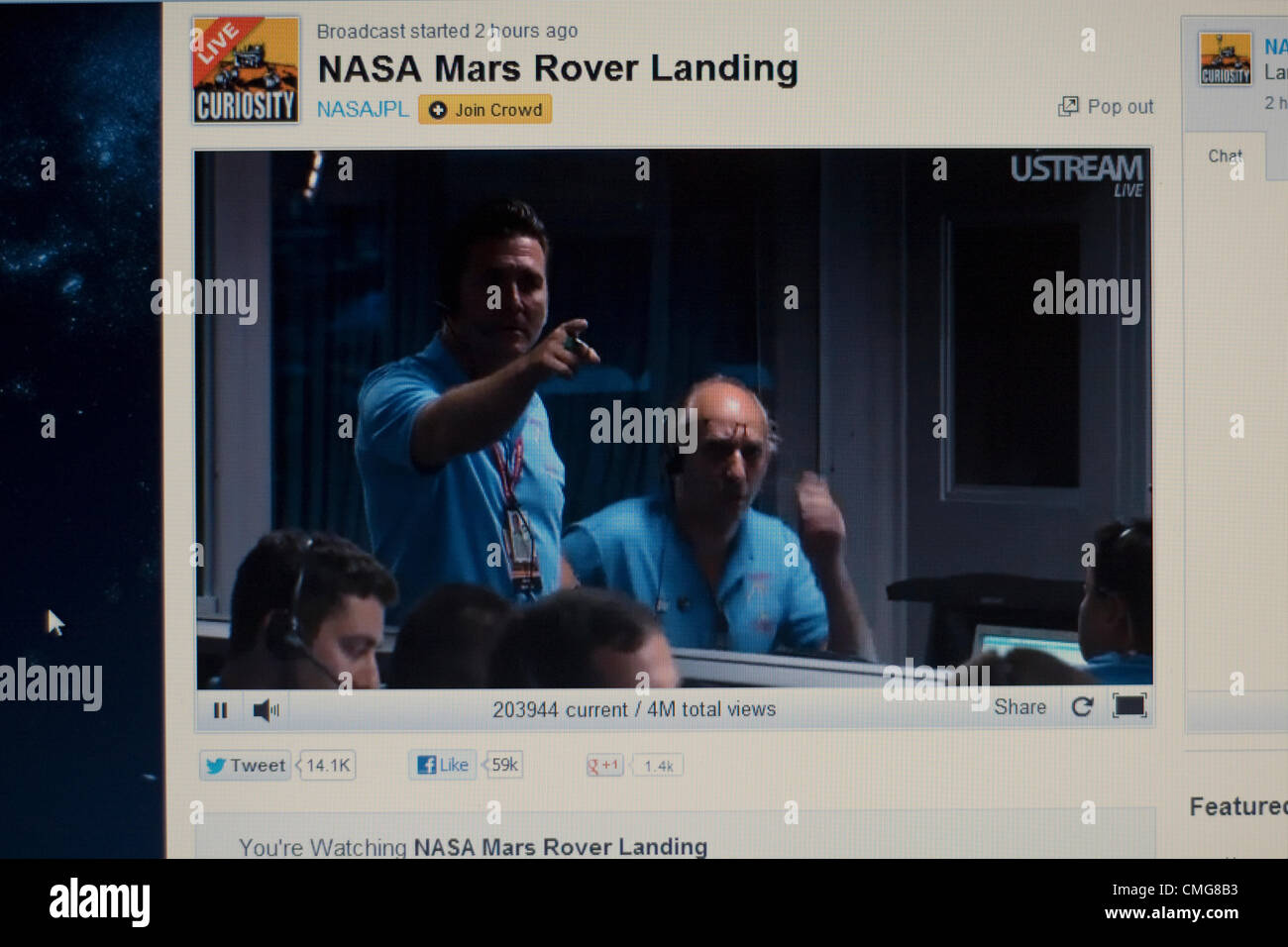 Nasa control room mars rover landing hi-res stock photography and ...