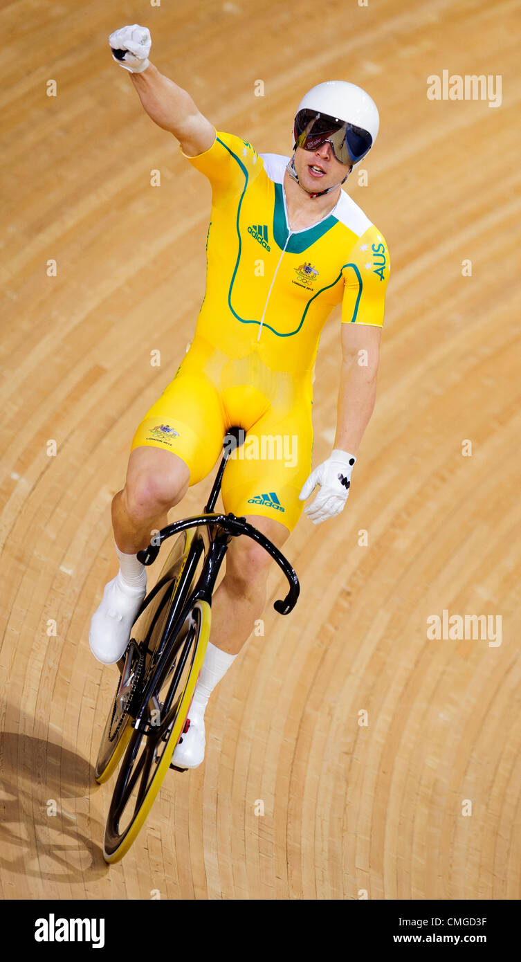 06.08.2012 Stratford, England. Australias Shane Perkins wins Bronze in ...