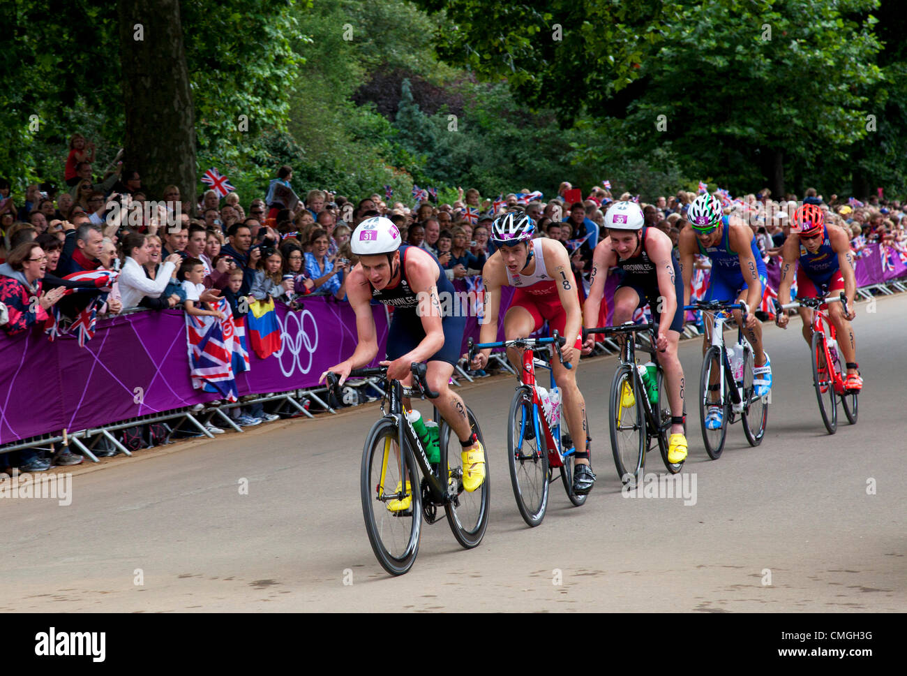London, UK. Tuesday 7th August 2012. Men's Triathlon held in Hyde Park ...