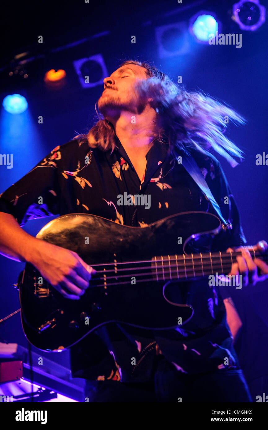 Australian indie rock band hi-res stock photography and images - Alamy