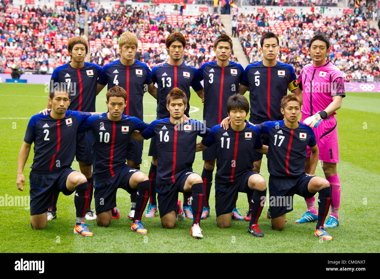 Japan national team group line up hi-res stock photography and images ...