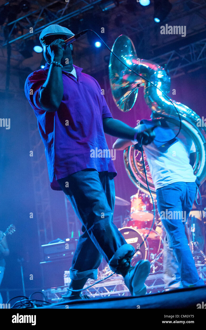 Rap live High Resolution Stock Photography and Images - Alamy