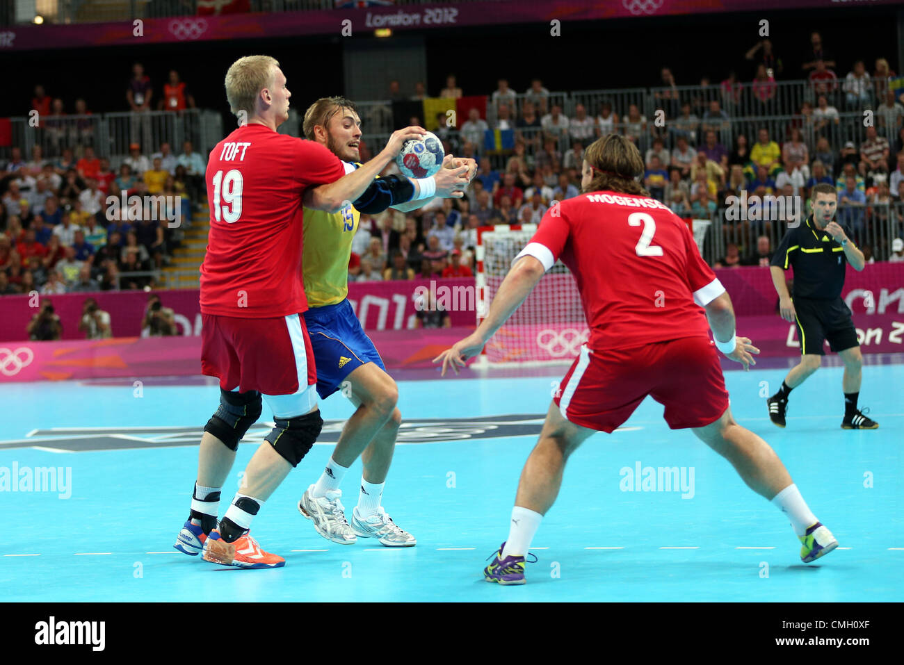 DENMARK V SWEDEN OLYMPIC HANDBALL STRATFORD LONDON ENGLAND 08 August ...
