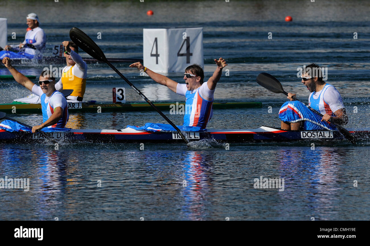 Kayak Four (K4) 1000m Men Final A, Bronze medal for the Czechs. Daniel ...