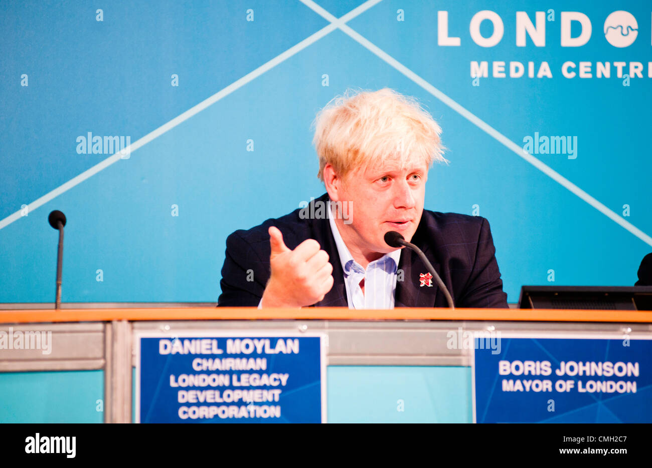 Elizabeth poole hi-res stock photography and images - Alamy