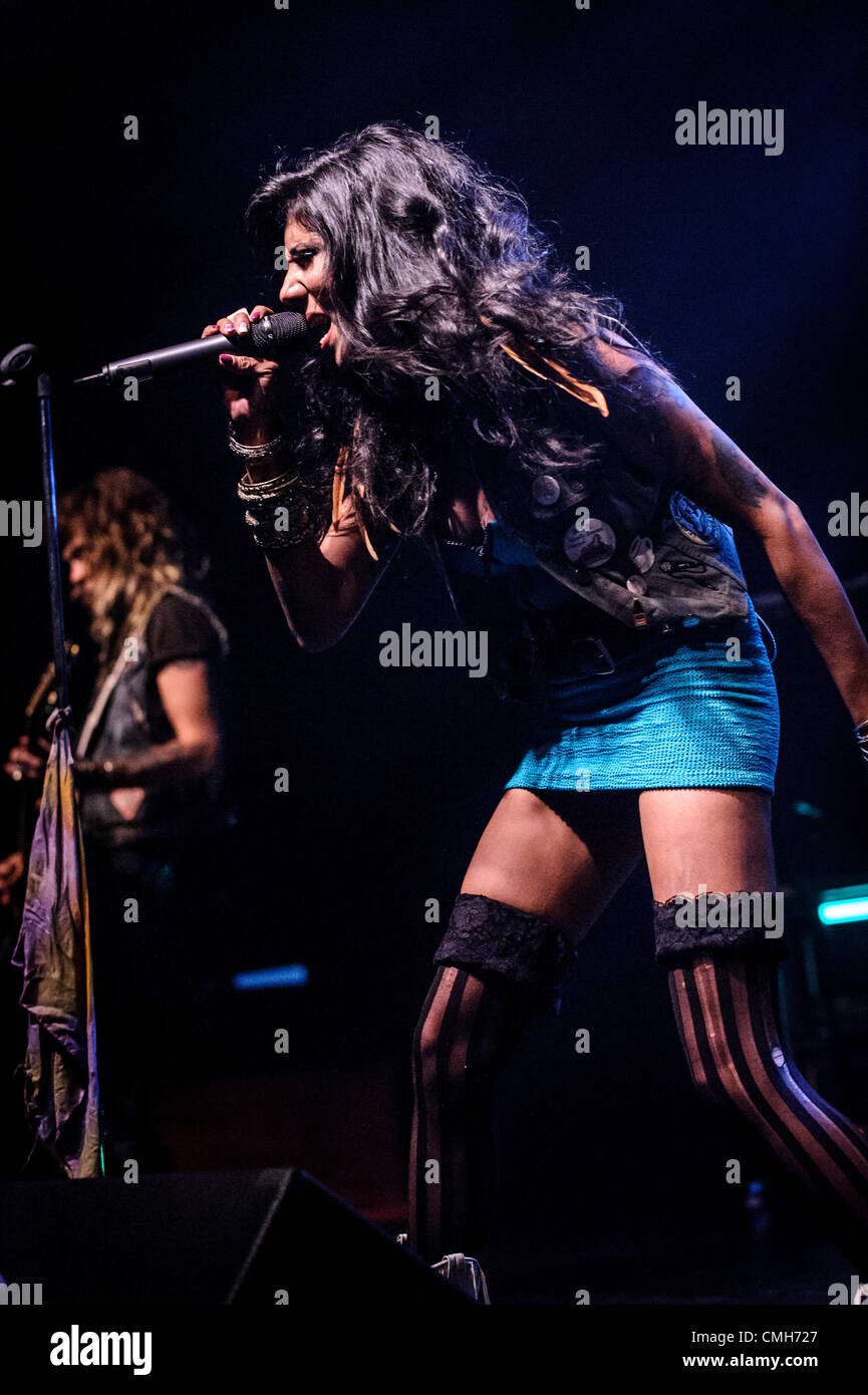 9 008 hi-res stock photography and images - Alamy