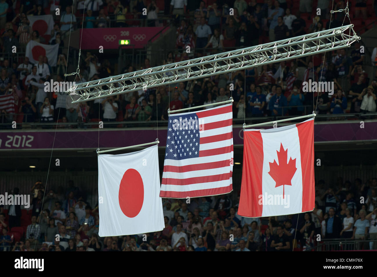 Olympic medal ceremony flags hi-res stock photography and images - Alamy