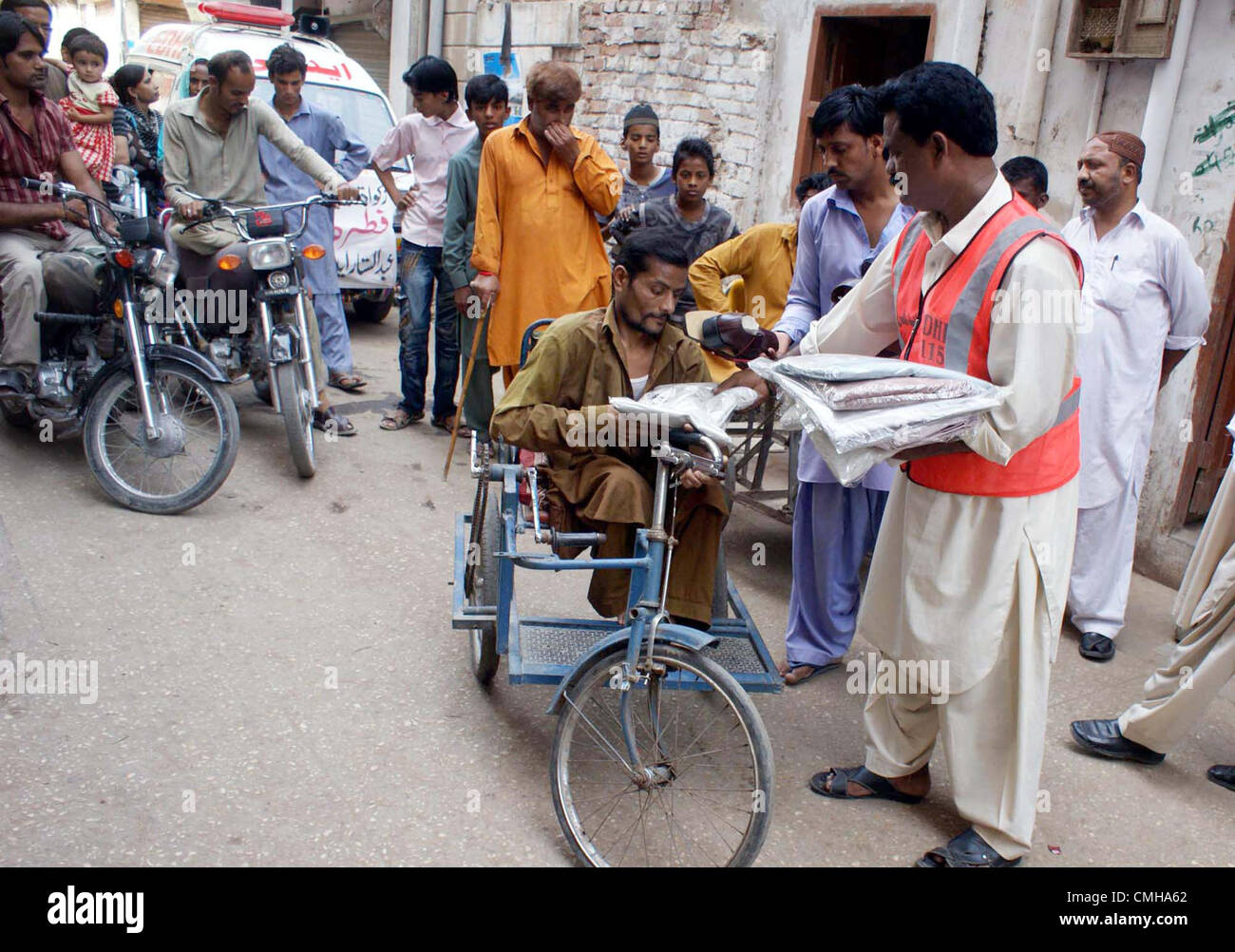 Edhi centre hi-res stock photography and images - Alamy
