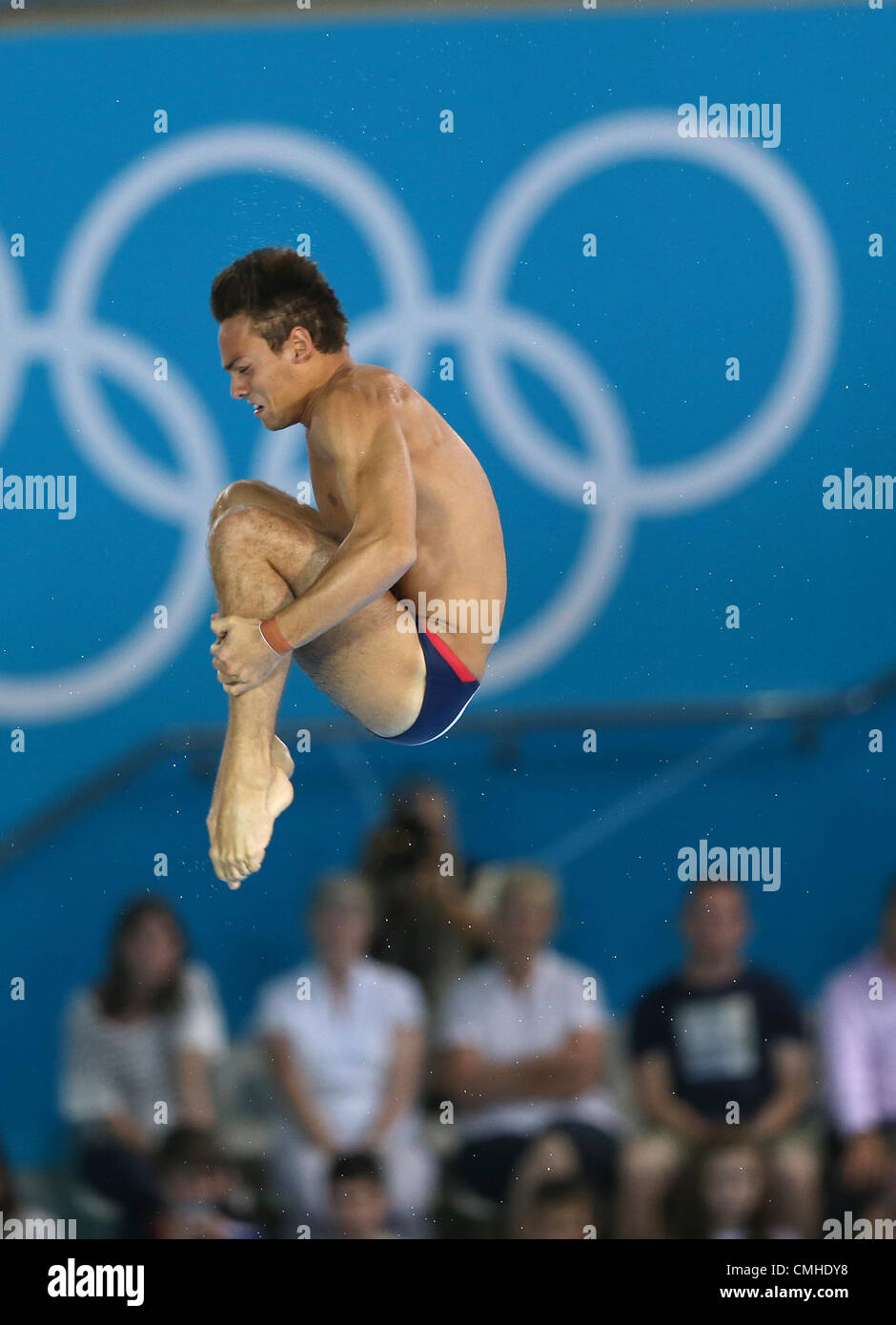 Tom daley diving platform hi-res stock photography and images - Alamy