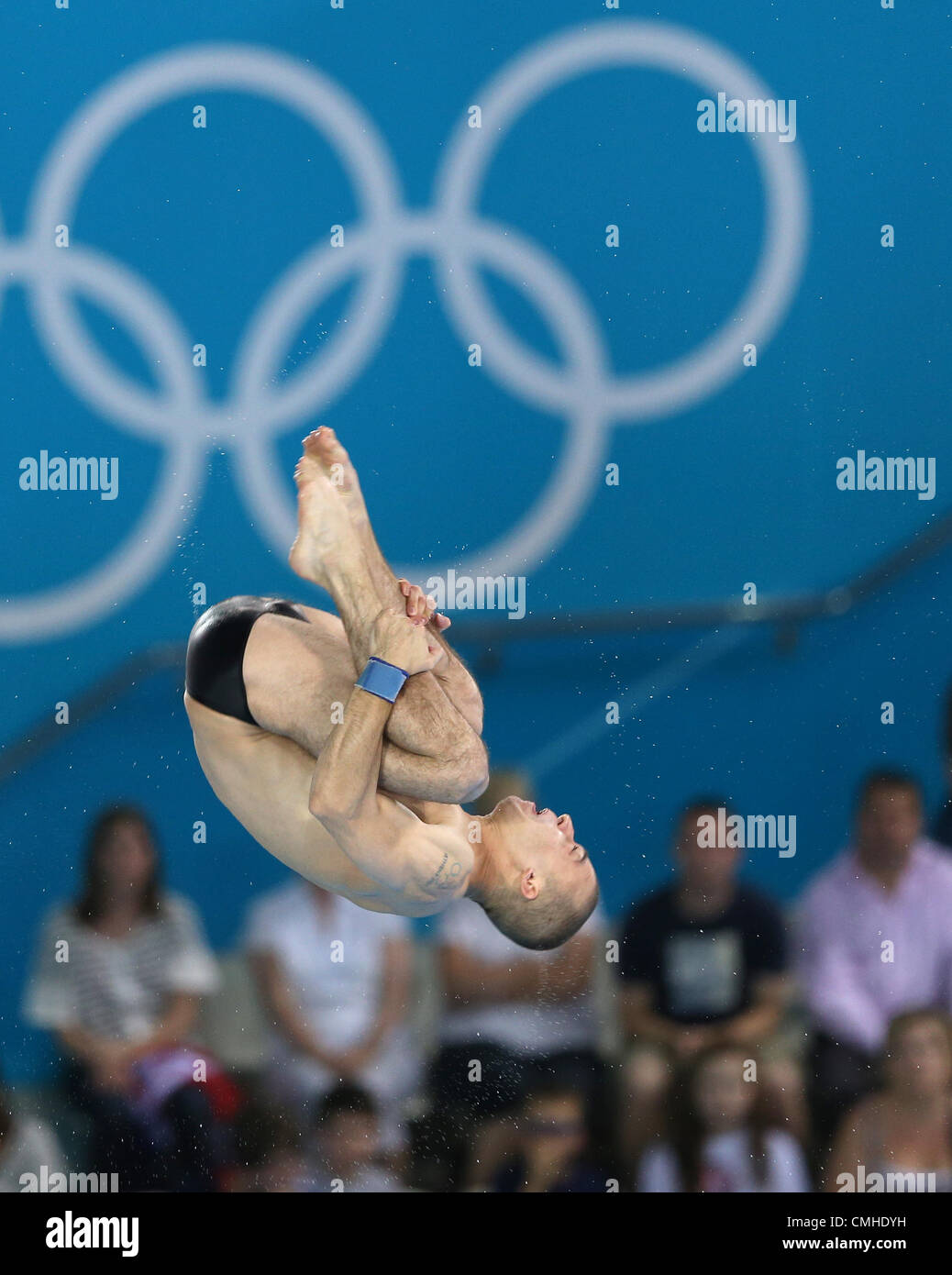 Lin yue 10m platform hi-res stock photography and images - Alamy