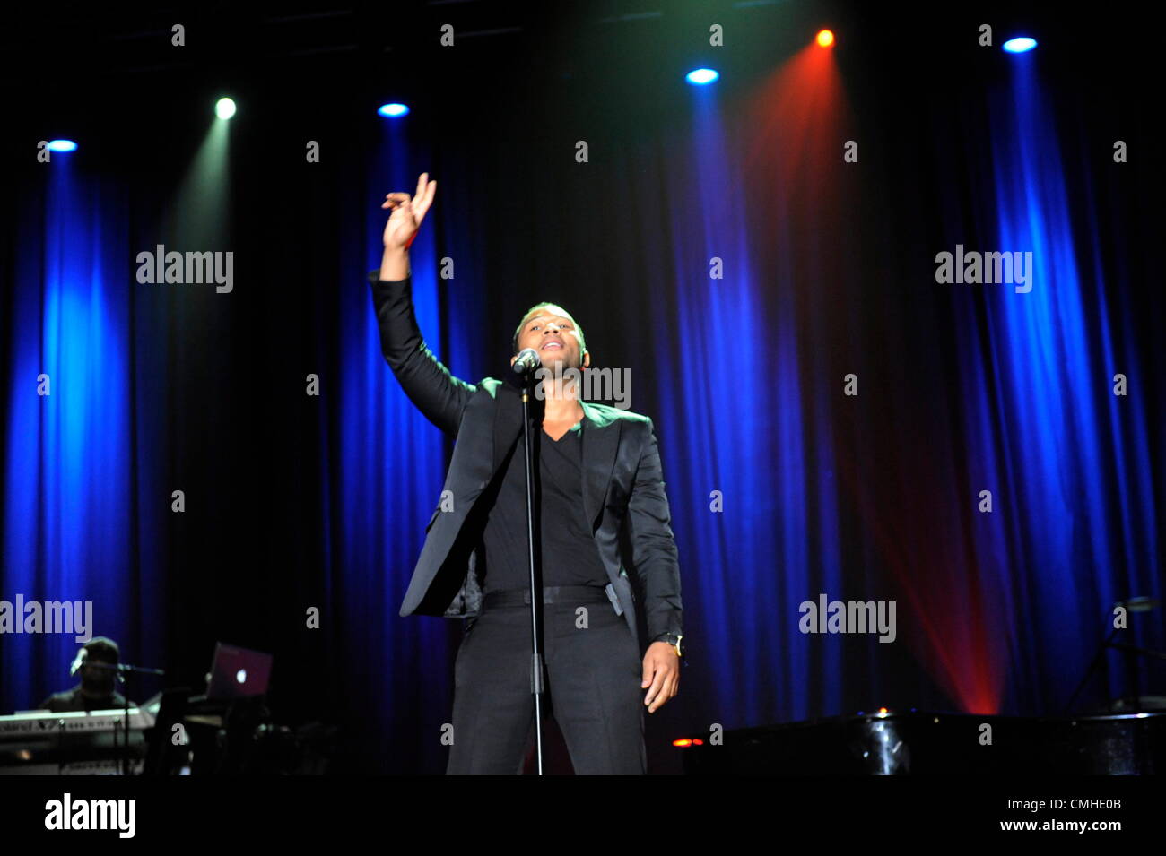 Piano legends hi-res stock photography and images - Alamy