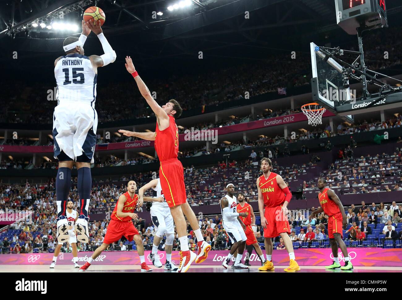 Carmelo anthony hi-res stock photography and images - Alamy