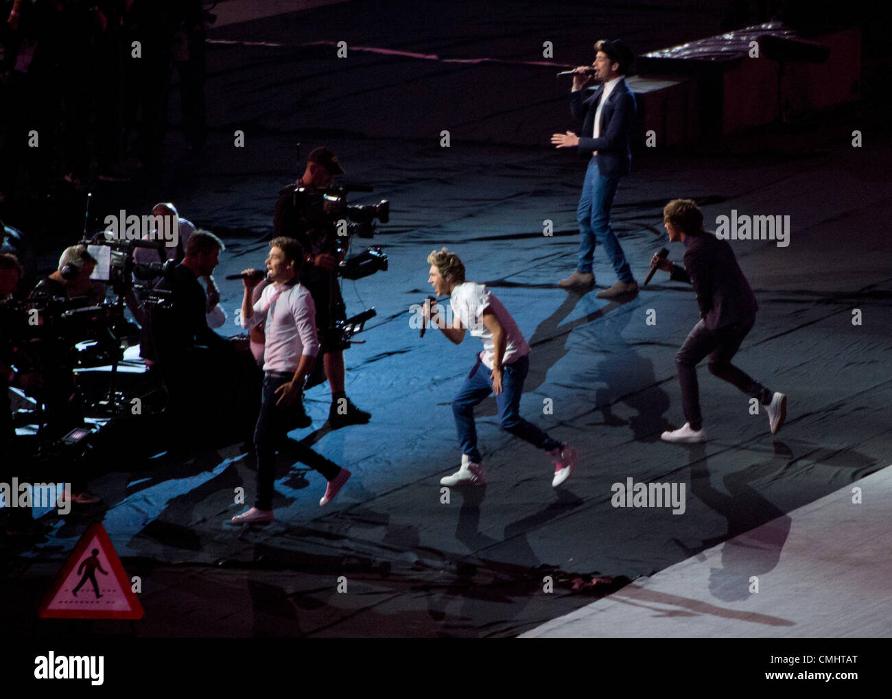 One direction london stadium hi-res stock photography and images - Alamy