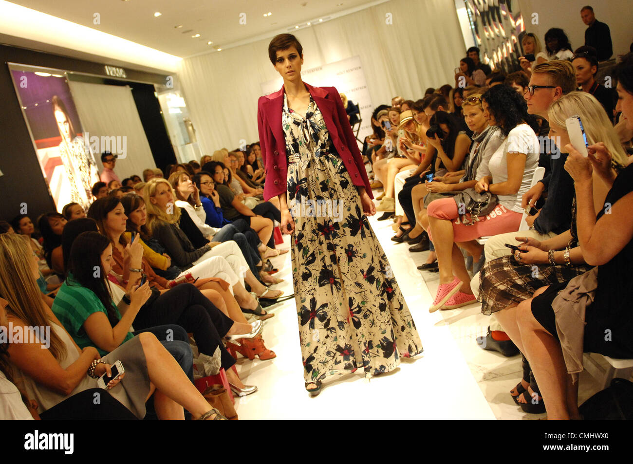 Celebrity stylist and fashion designer Rachel Zoe presented her latest ...