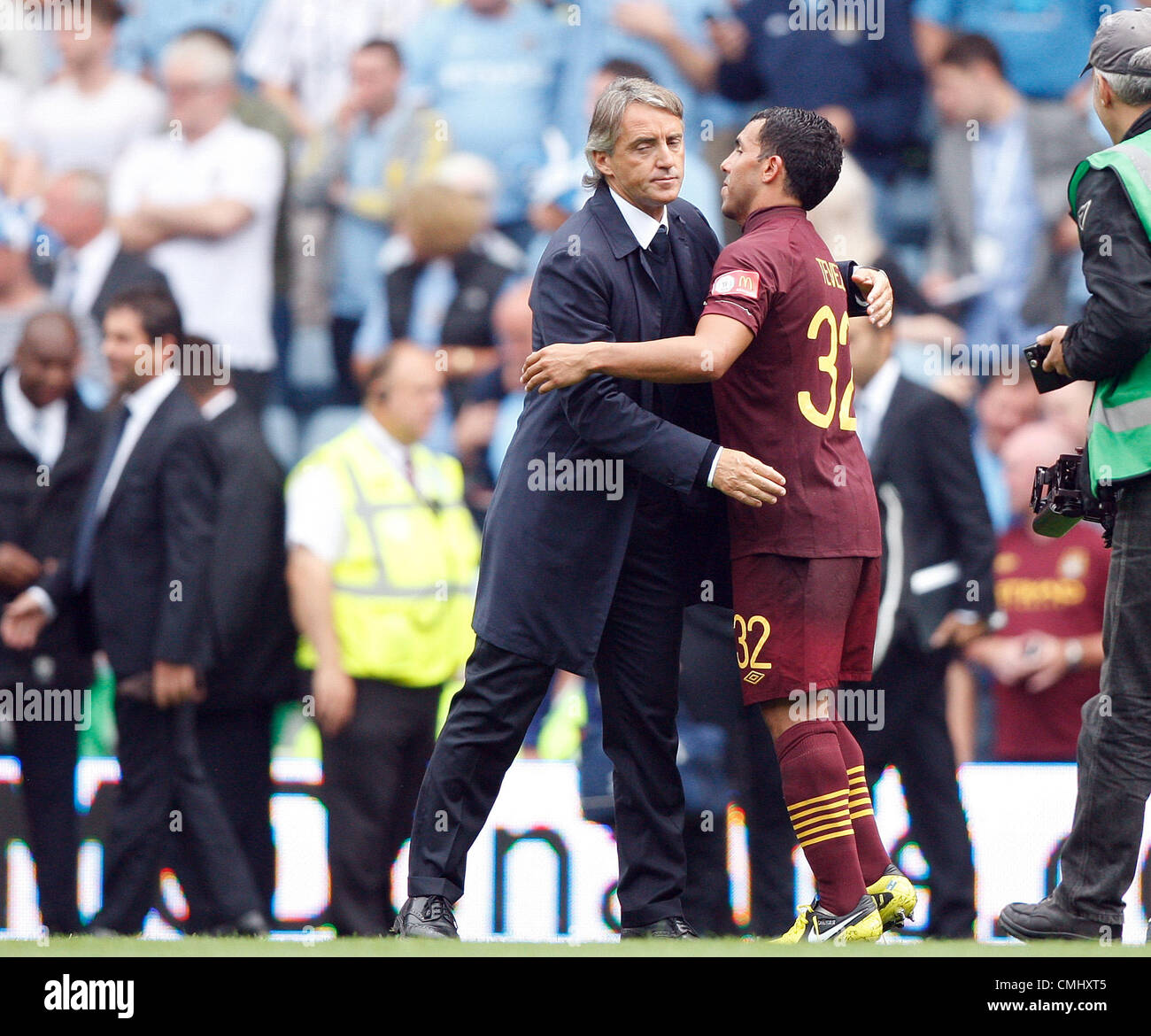 Roberto mancini manchester city manager hi-res stock photography and ...