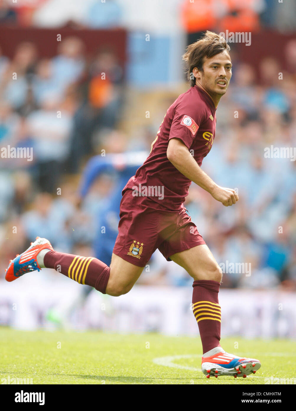 David villa david silva hi-res stock photography and images - Alamy