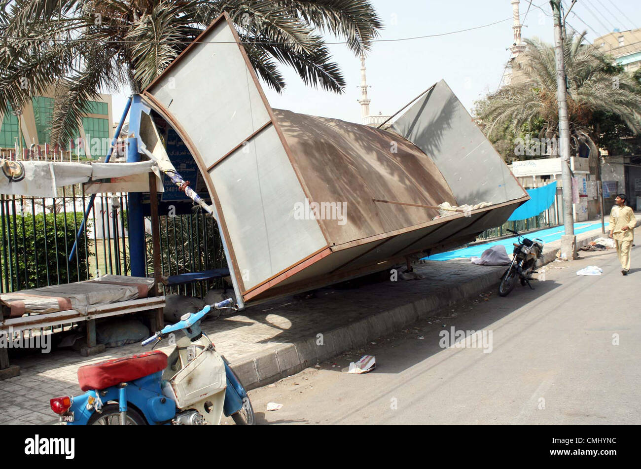 Broken Bus Stop High Resolution Stock Photography and Images - Alamy