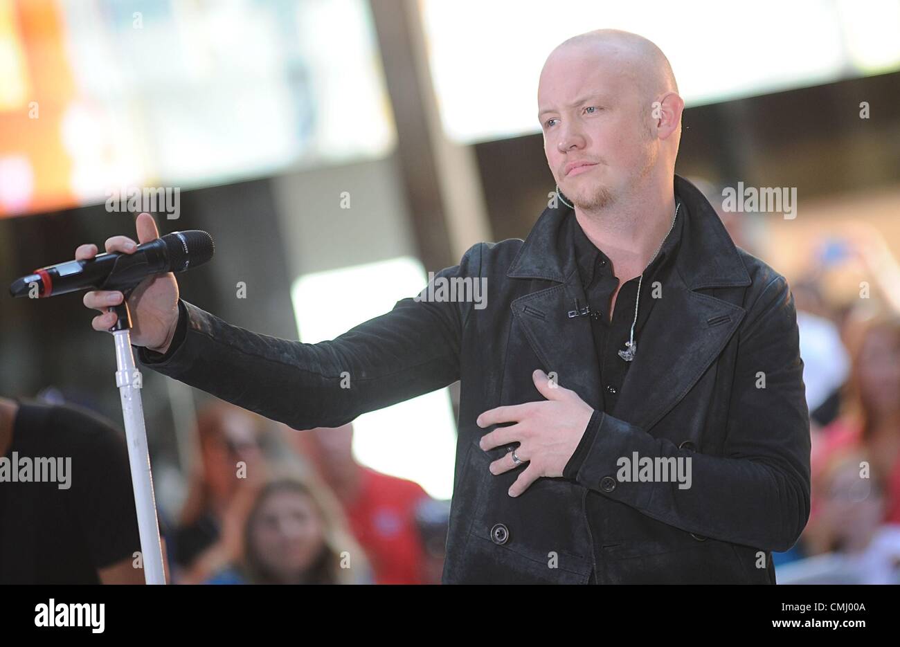 Isaac Slade on stage for NBC Today Show Concert with The Fray ...