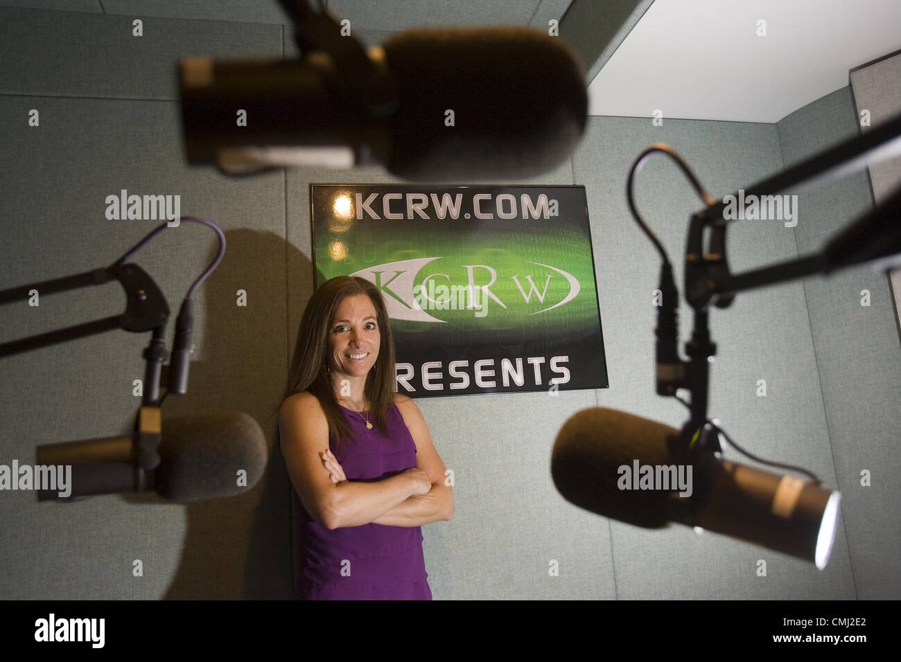 Kcrw radio hi-res stock photography and images - Alamy