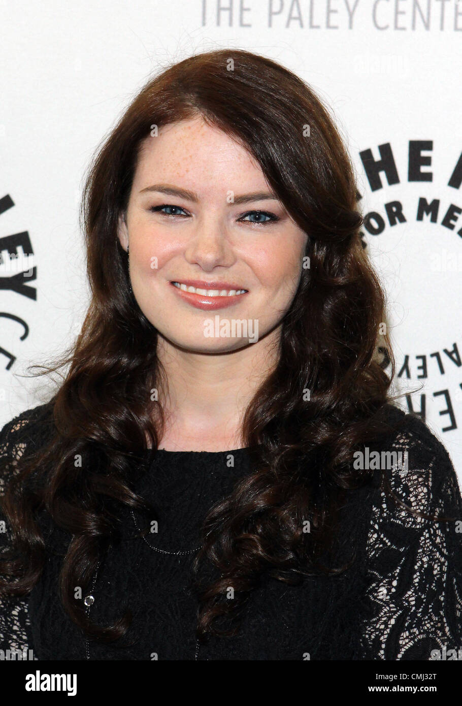 Elizabeth hughes hi-res stock photography and images - Alamy