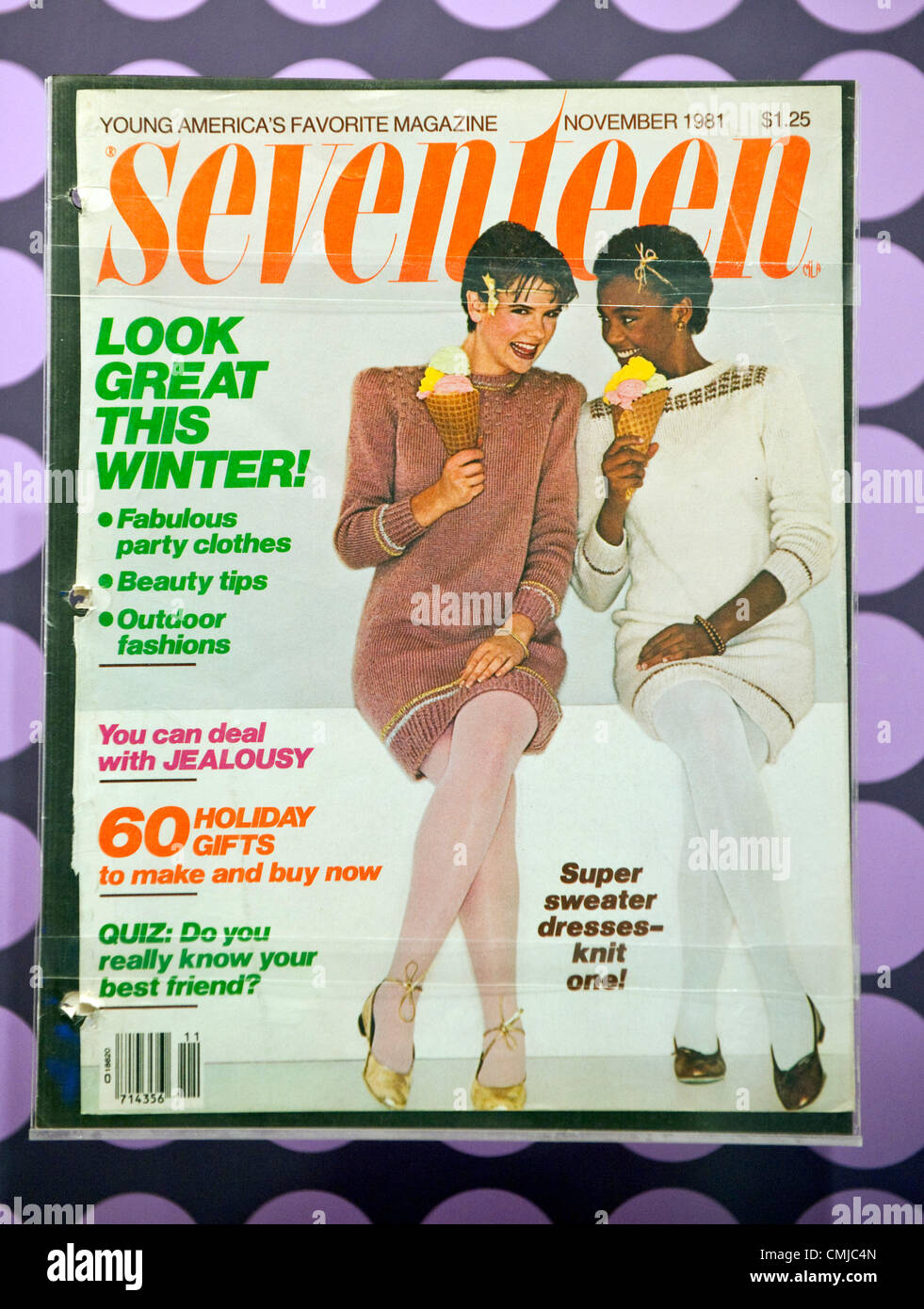 Now magazine cover hi-res stock photography and images - Alamy